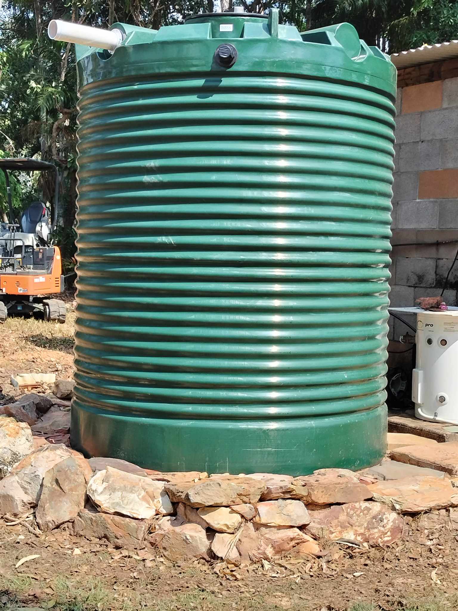 WATER TANK PAD INSTALLATION NOONAMAH - Dobson Excavations